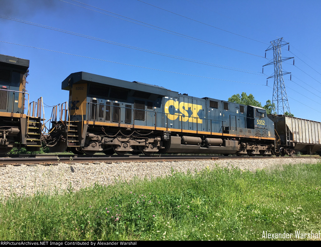 CSXT 5352